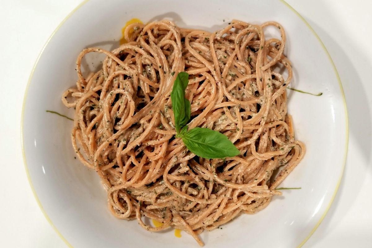 Garlic Herb Tahini Pasta Sauce (No Lemon, Keto-Friendly)