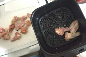 How Much Chicken? (Easy Conversion Chart + Serving Sizes) | Low ...