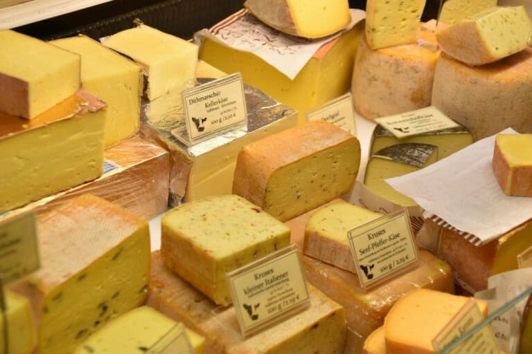 9 Low Histamine Cheeses (Complete Guide + Recipes) | Low Histamine Eats