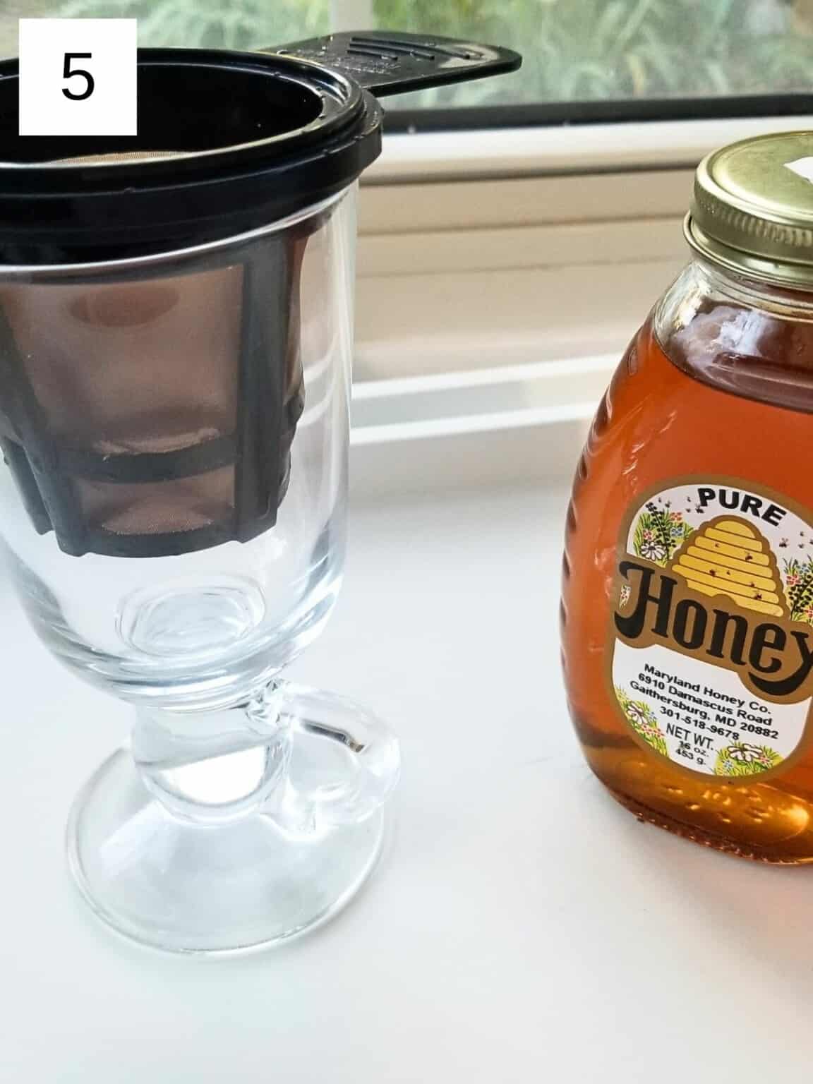 How to Make Asian Pear Tea (Honey Optional!) | Low Histamine Eats